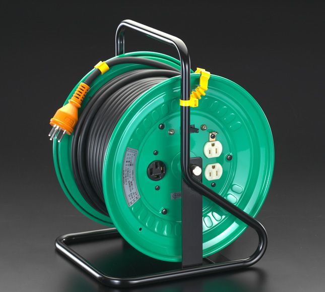 ●容量…1.5KVA●入力電圧…三相200V（±10％）●出力電圧×コンセント数…単相115V×2個、三相200V×1個●定格出力電流…10A●1時間出力電流…15A●電線仕様…SVCT2.0mm2×4心●コード長…30m●サイズ…310×...