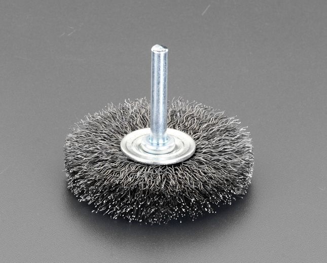 ●材質…スチール●最大回転数…4500rpm●軸径…6.0mm●線径…0.3mm●外径…30mm●毛丈…5.0mm000012089620　