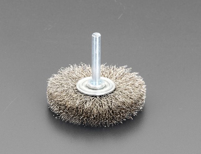 ●軸径…6.0mm●線径…0.3mm●最大回転数…4500rpm●外径…100mm●毛丈…23.0mm●材質…ステンレス000012089621　