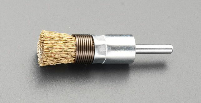 ●軸径…6.0mm●線径…0.27mm●最大回転数…6000rpm●外径…18mm●毛丈…25mm●材質…スチール000012089637　