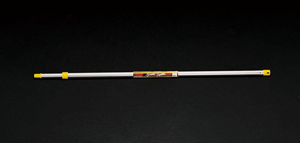 ●サイズ(mm)…1300〜2400●作業高…3.9m●段数…2段●重量(g)…450継ぎ目を回してロックします。アルミ製ブラシはEA928BM-1〜8、-20、-26、-27、-41〜-44、AK-33、-35をお選び下さい。ブラシ用アン...