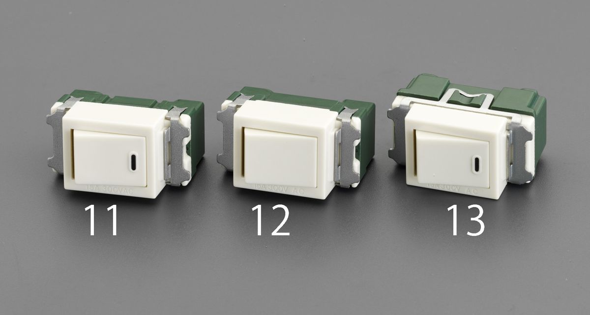 ●定格容量:15A 300V●回路:D（両切）●サイズ:44×22.7×29(H)mmネームなし000012257995　