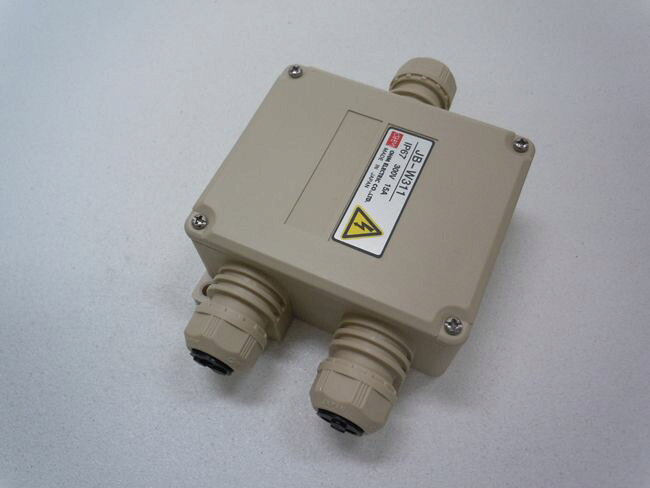 ●極数:11P●色:ベージュ●定格容量:15A・300V●サイズ(W×D×H):144×95×42mm保護構造IP67適合000012216951楽天 JP店　