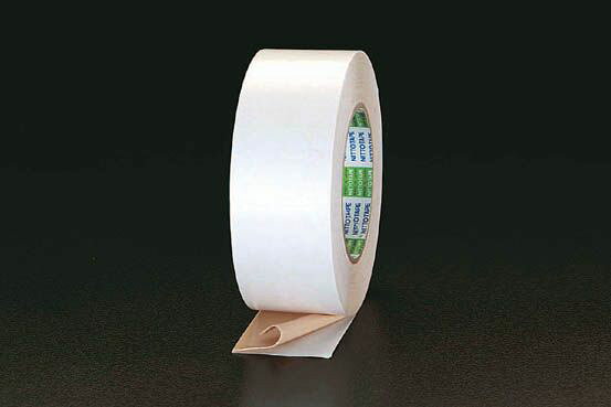 ●内芯径:76mm(3")●長さ:15m●厚さ:0.4mm●テープ色:白●材質:基材:布、粘着剤:ゴム系●幅:25mmカーペット、マットの固定に。その他、床面壁面用に。000012008677　