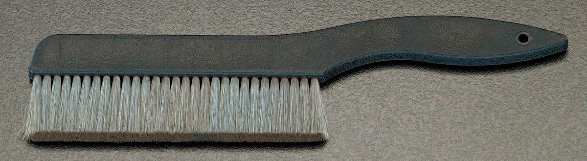 用途：プリント基板清掃用ブラシ材質：サンダーロンハンドル材質：プラスチック全長：250mmブラシサイズ：8X130mm毛丈：32mm000012001027　