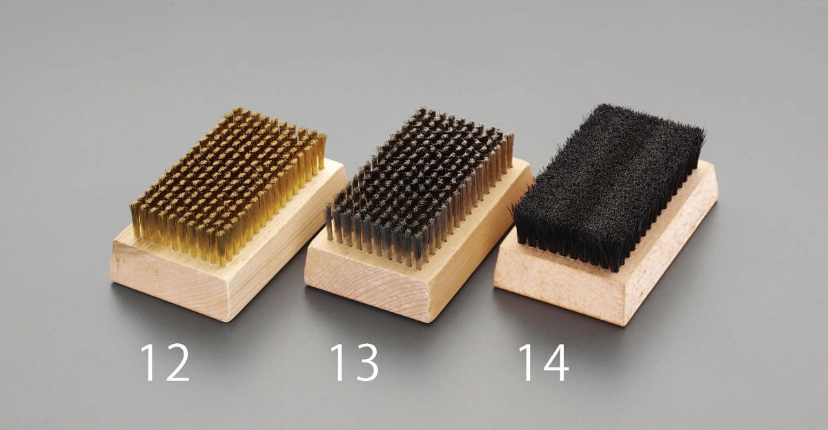 毛丈：約19mm仕様：10列16行ブラシサイズ：50X92mmハンドルサイズ：57X107mmハンドル材質：堅木ブラシ材質：馬毛000012001072