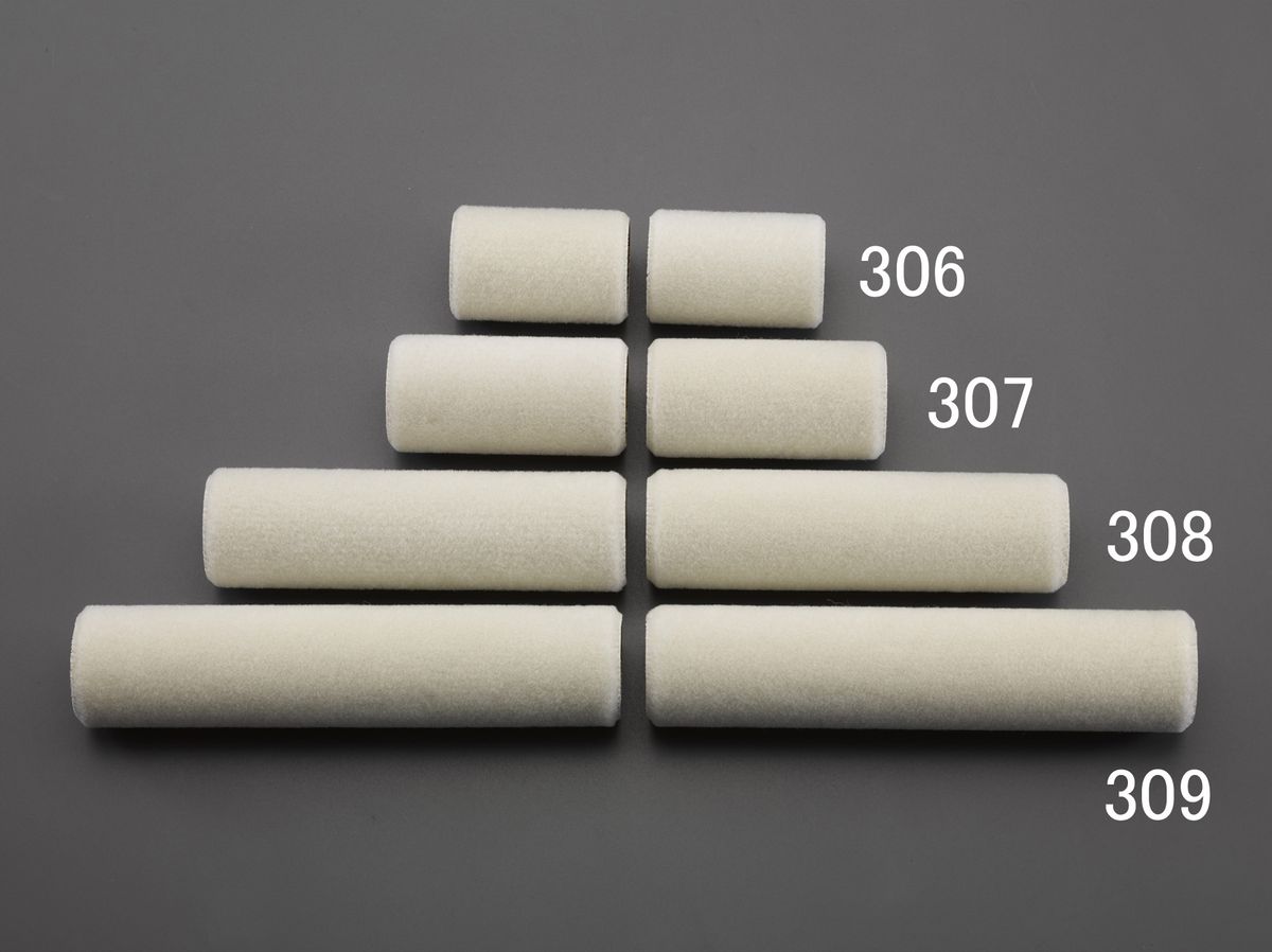毛材質：ウール毛幅：3インチ(75mm)毛丈：4mmローラー外径：52mmローラー内径：38mm重量：20g特長：極細繊維のマイクファイバーをパイル糸に採用したローラー。塗料含みに優れ、作業性が良い短毛タイプ。適応ハンドル：EA109NE-...