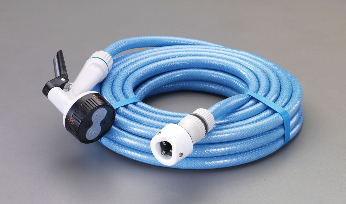 ●材質…ポリプロピレン、塩化ビニル樹脂、ABS樹脂●適合蛇口外経…14〜18mm●ホース内経…12mm●ホース外径…20mm●ホース全長…20m●スプレーパターン…4種（ジェット、霧、シャワー、拡散）オールシーズン対応の強力ポリエステル糸入...