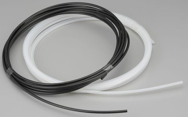●材質:軟質ナイロンチューブ●カラー:黒●外径×内径:10×7.5mm●長さ:5m●最高使用圧力（23°C時）:1.4MPa●使用温度: 空気-20-70°C 水、油0-60°C●使用流体:空気、水、油耐熱・耐寒・耐圧・耐摩耗・耐屈曲疲労0...