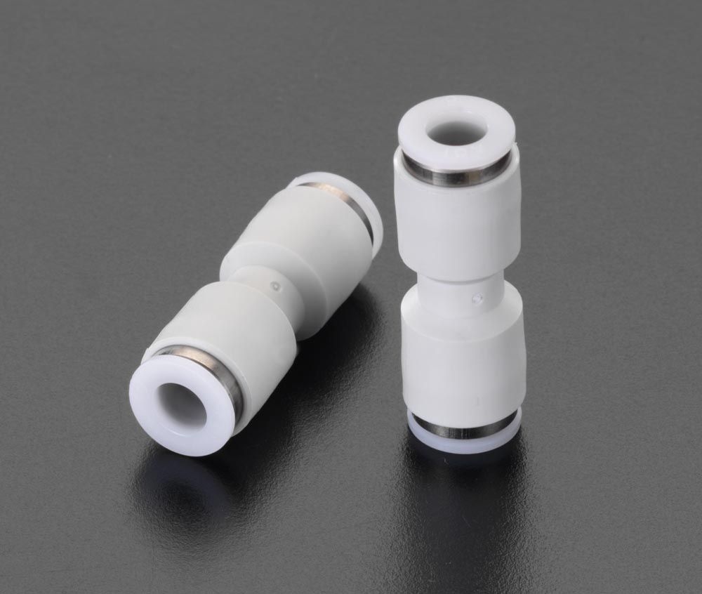●材質:樹脂(PBT)、真鍮●使用流体:空気●使用圧力:0-1MPa(0-10kgf//cm2)●使用温度:-15-60°C●チューブ外径:12mm●入数:2個000012002379　