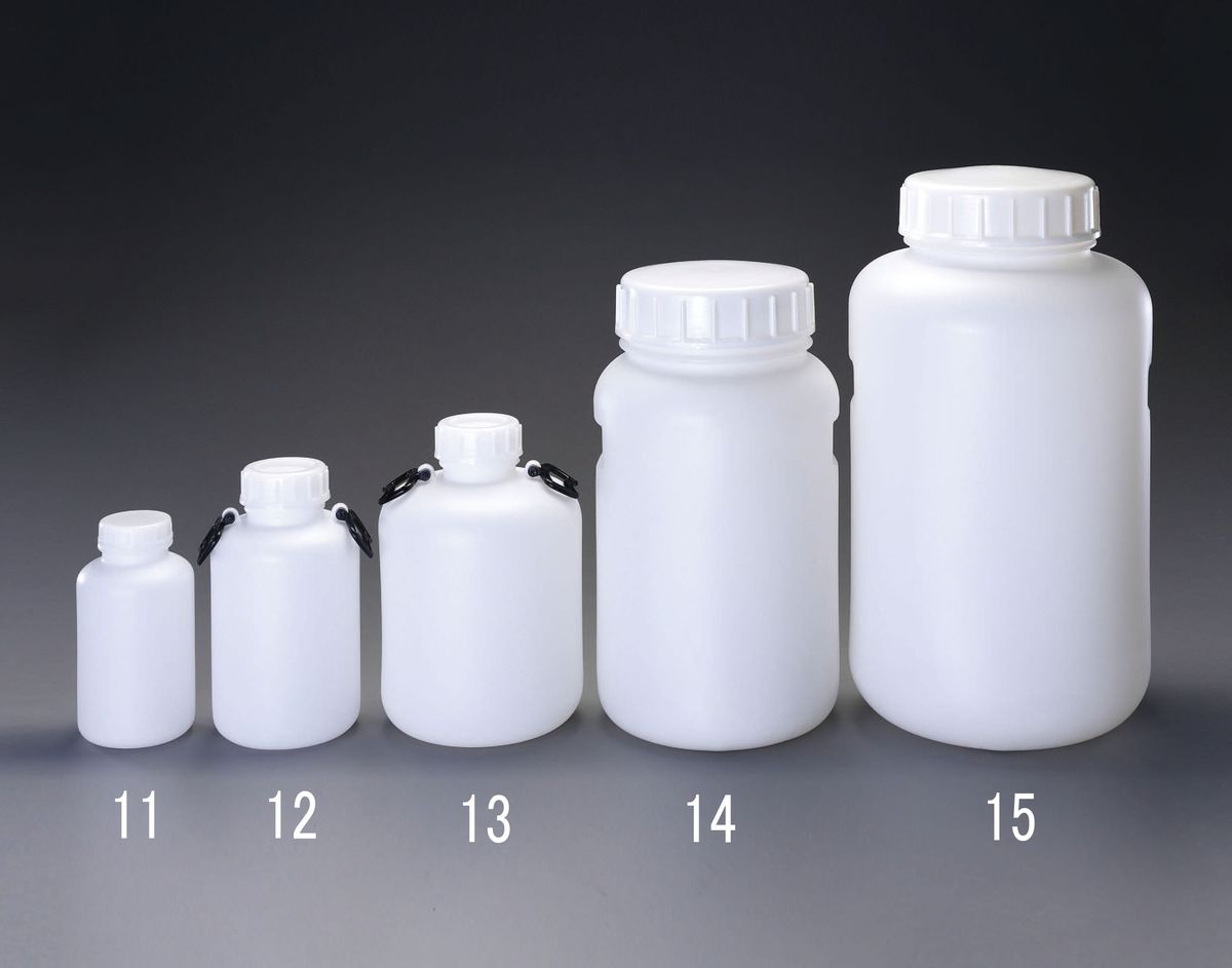 ●材質:ポリエチレン●容量:10L●フタ内径:99mm●胴径:218mm●高さ:390mmフタは、ねじ式、中ブタ付持ち運びに便利な取手付高品質のポリエチレン容器で、肉厚のネジキャップで優れた密閉性も実現しました。000012262580　