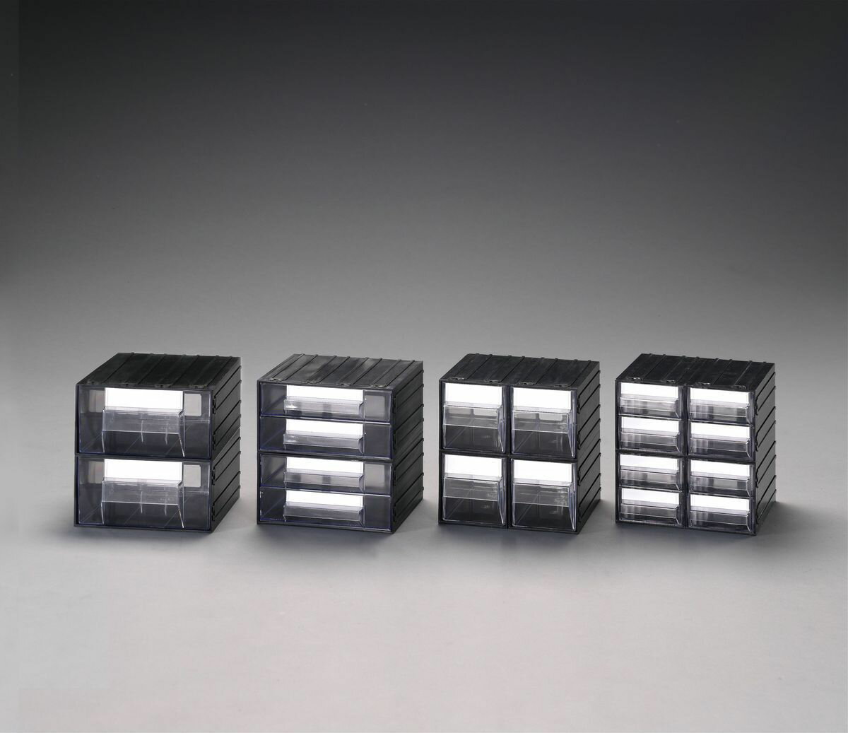 ●材質:ポリスチレン●サイズ:225（W）×225（D）×225（H）mm●引き出しサイズ:101（W）×198（D）×48（H）mm●引き出し:2列4段●重量:1.8kg000012244821楽天 JP店　