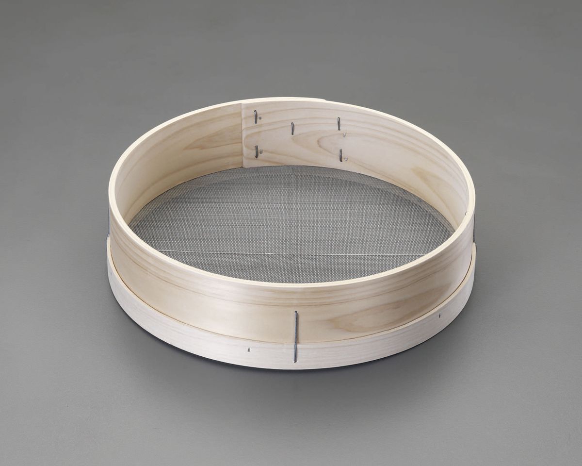 ・サイズ:φ350×90(H)mm・粗さ:13mm・材質:枠:ひのき、アミ:亜鉛針金砂のおろし・ふるい作業に。亀甲000012219237　