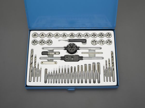 材質:タップ・ダイス:アロイスチールドリル:HSSタップサイズ:・メトリック並目・細目:M3×0.5・M3×0.6・M4×0.7・M4×0.75・M5×0.8・M5×0.9・M6×0.75・M6×1.0・M7×0.75・M7×1.0・M8×...