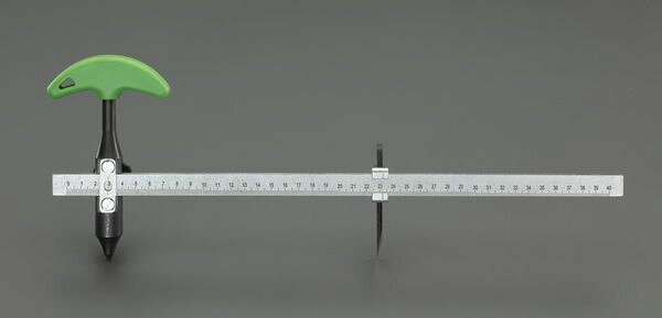 能力：φ40〜800mm重量：880g材質：スチール用途：革、プラスチックなどのシール作りにプラスチック柄付目盛付調整可能なシングルカッタータイプEA576AB-4A楽天 JP店　