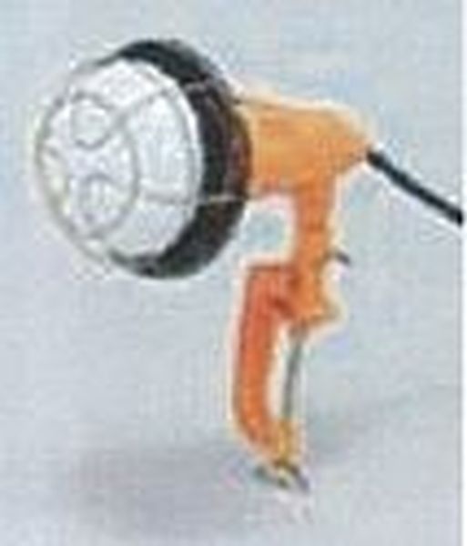 電源：AC100V電球：LED球電線仕様：VCT0.75×3心サイズ：150x280x309mm明るさ：2000ルーメン色温度：6500K演色性：Ra83配光角：120°消費電力：18W発光効率(lm/W)：111コード長：5m保護等級：I...