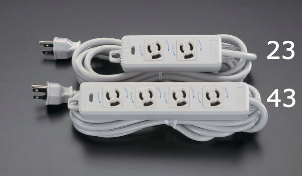 定格：15A・125V(1500W)プラグ：接地2P(耐トラッキング)サイズ：45×228×26mmコンセント：接地2P(抜止)×4個コード長：1m抜け止め機構付パイロットランプ、マグネット付壁や机に仮固定できるフック付EA815GK-41...