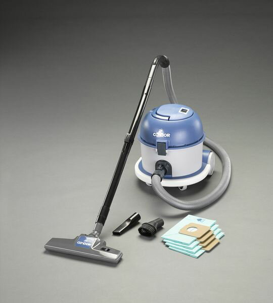 電源：100V消費電力：1050W吸込仕事率：790W騒音値：59dBサイズ：372(W)×363(D)×385(H)mm重量：6.3kgコード長：8m付属品：すき間用ノズル、丸ブラシ、紙パック5枚(EA899AY-15)集じん容量：7LE...