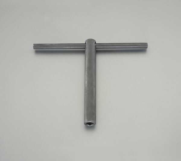 奥まった場所での作業に最適です。材質：特殊鋼スクエアサイズ：5.0mm先端外径：12mm全長：120mm000012027778楽天 JP店　