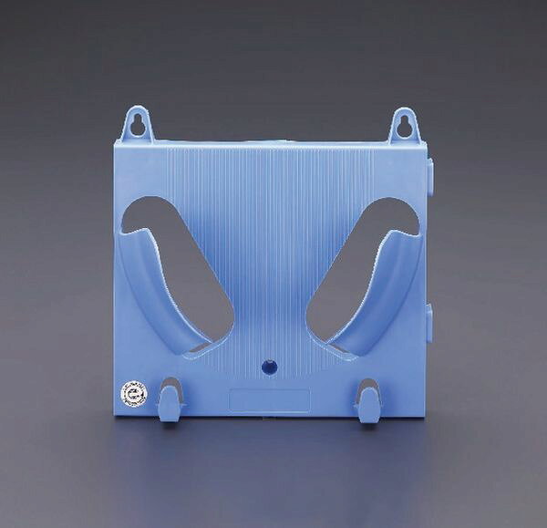 サイズ：272(W)×120(D)×240(H)mm重量：約270g材質：再生ポリプロピレン連結可能人数や場所に合わせて連結できます。ヘルメットの形を問わず収納できます。上部のだるま孔で釘やフックに取付可能付属品：ビス・ワッシャー・名札シー...