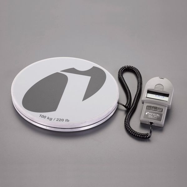 精度：±10g分解能：10g電源：9V(006P)アルカリ電池×1個(付属)計量台サイズ：304×279mmサイズ：457×381×51(H)mm重量：2.72kg最大計測重量：100kgオートオフ機能、ゼロ調整機能、電池消耗表示、過重量表...