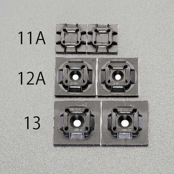 材質：ナイロン66サイズ：25.4×25.4mm適応バンド幅：2.3〜5.7mm色：黒入数：100個粘着テープ付4方向から結束バンドを挿入できますEA475GB-12A楽天 JP店　