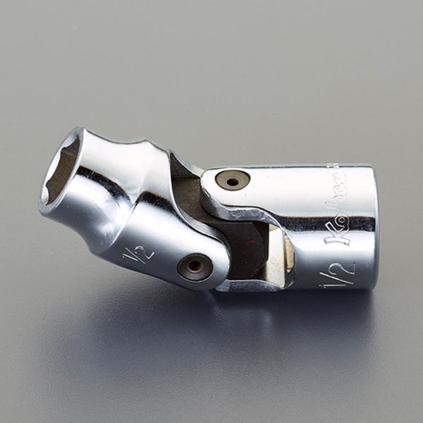 対辺：3/4”外径：26.5mm全長：71mm差込角：1/2”重量(g)：1706角ユニバーサルソケット入数：1個EA618CP-207楽天 JP店　