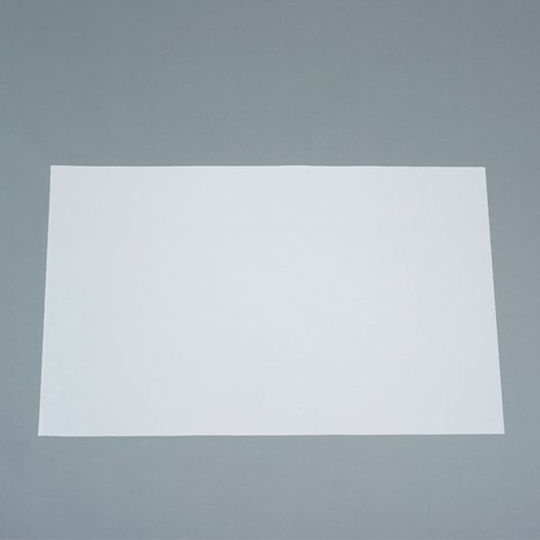 材質：PTFE焼成品サイズ(mm)：300×300厚み(mm)：0.160最高使用温度：ガラスクロス基材ファブリック：260℃ アラミドクロス基材ファブリック：200℃用途：剥離剤、絶縁材、コンベアベルト、ヒートシール離型材、その他優れた非...