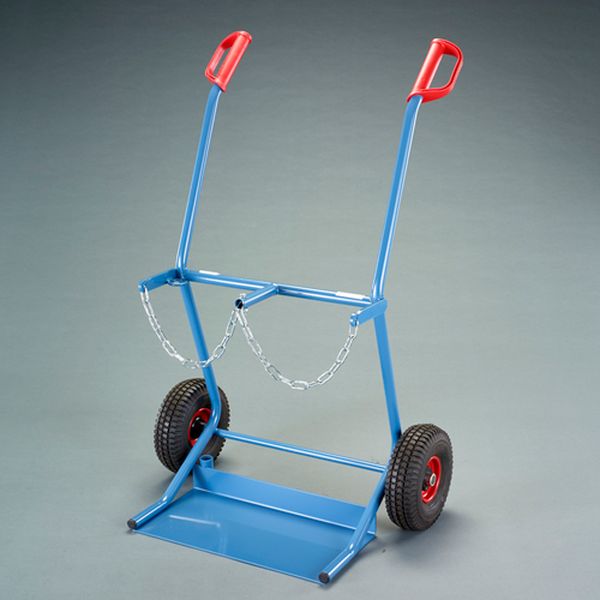 積載均等耐荷重：100kg荷台サイズ：240×510mm全高：1100mm全幅：760mm重量：16.8kg車輪径：エアー入りタイヤ：260mm×2車輪幅：85mm材質：スチールボンベ2缶対応ボンベ固定用チェーン付入数：1台00001233...
