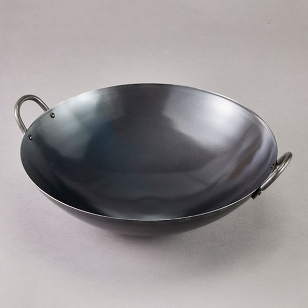 容量：10.1L直径：450mm深さ：130mmサイズ(W×D×H)mm：520×450×165材質：鉄(クリアラッカー塗装)重量(g)：2064調理しやすく長く愛用できる日本製の中華鍋ガス火専用入数：1個000012340219楽天 JP店　