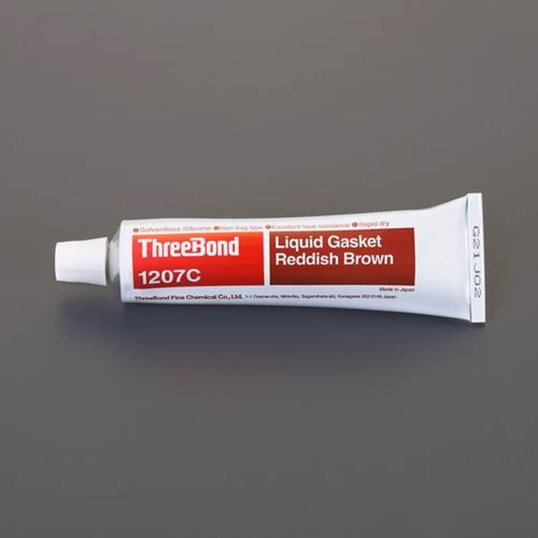 ●内容量…150g●使用温度範囲…−60〜200℃●色…赤褐色●硬化時間…3分（23℃/50％条件下で）●仕様…液状●耐熱温度範囲…200℃●完全硬化時間…24時間で2.8mmほど（23℃/50％条件下で）●材質…シリコーン●粘度…200P...