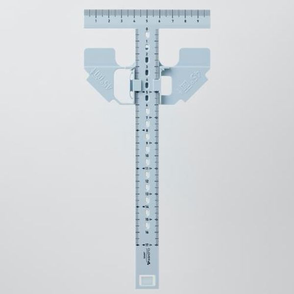 ●全長…220mm●材質…本体：ポリカーボネートボタン・スライダー：ポリアセタール●サイズ…100×13×220mm●重量…24g●測定可能範囲…0〜100mm●測定可能角度…45°/90°●木材への印付けが苦手な方でも思い通りに測定と印付...