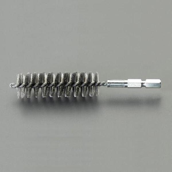 ●軸径…1/4”(6.35mm)●ブラシ長…30mm●全長…85mm●最大回転数…1,200rpm●材質…ステンレス●外径(mm)…4●芯線…1.0mm●電動ドリル、インパクトドリル用●線径(mm)…0.13●溶接洗浄、スケールや錆の除去な...
