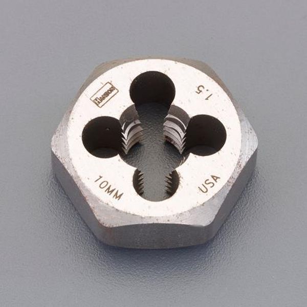 ●呼び…M5×0.8●ダイス外径…25.4mm●材質…ハイカーボンスチール●並目●ねじ山修正、ボルトのネジ切り用●長寿命でスムーズなネジ切り作業を実現しています。●ソケットレンチやモンキーレンチを使用して作業が可能です。EA829VL-5楽...