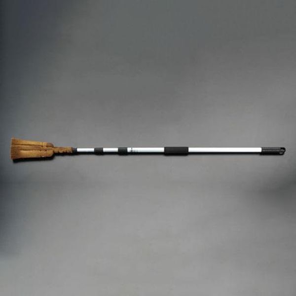●ほうきサイズ(mm)…120×40●全長(mm)…1280〜2850●材質…穂先：シュロ(天然素材)、銅線ハンドル：アルミグリップ：EVA、PP●毛丈…220mm●伸縮3段タイプのほうきです。●天井を掃除するのに便利。EA928AD-51...