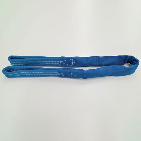 ●揚量…1.6t●幅…48mm●全長…1.0m●材質…芯体：ポリエステル表面布：ナイロンアイ布：ナイロン●色…青●アイ長さ…200mm●両端アイ付●※白い芯が見えてきたら、使用を中止してください。●※かど張ったものには必ず「当てもの」をして...