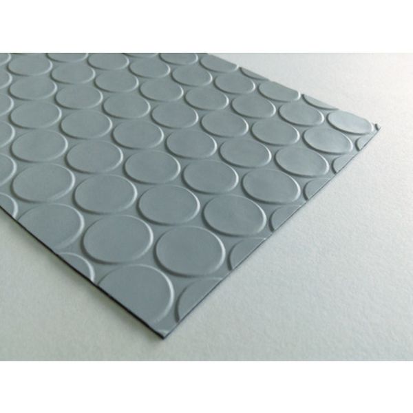 ・高級感があるので事務所など、様々な場所にお使いいただけます。・厚みがあるのでめくれ上がりにくいです。・緩衝性と柔軟性を兼ね備えています。・難燃性です。・複数枚使用の際はテープで固定してください。・建築現場の床・プラズマディスプレイ工場、住...