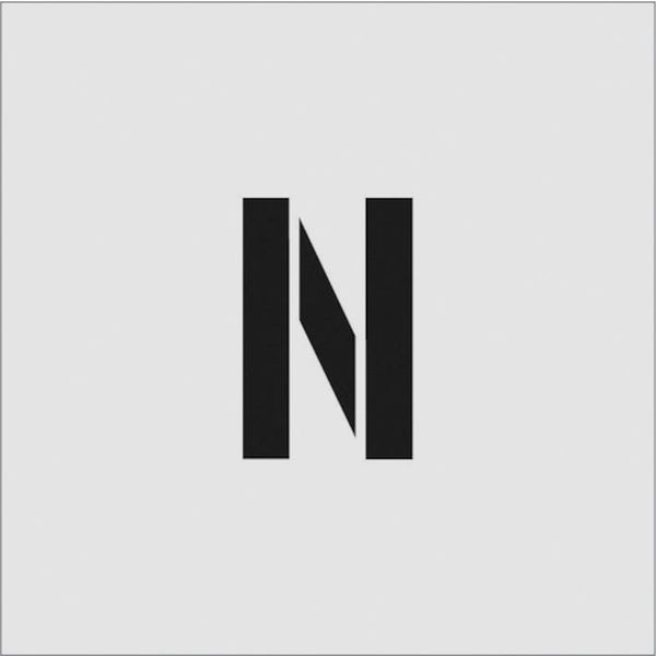 ・吹付用のステンシルプレートです。・ポリプロピレンの薄い板のため曲面にそわせて使用することができます。・材質がポリプロピレンのため、使用後の処理も簡単です。・駐車場などの吹付用プレートに。・表示内容：N・文字サイズ(mm)縦：100・文字サ...
