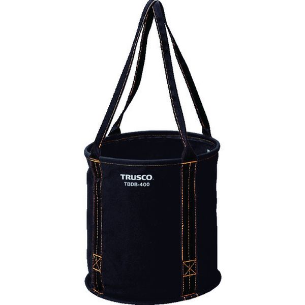 ・日本製の高品質な縫製を施した大型電工バケツです。・防水加工布を使用しています。・上部・下部に鉄輪を使用しています。・コンパクトに折りたたんで収納可能です。・底面に十字補強を施しています。・色：ブラック・径(mm)：400・幅(mm)：40...