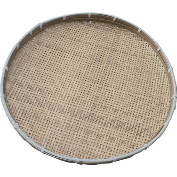 ・竹製の底の浅いざるです。・梅干しを作る際に梅を干すのに使用するざるです。・魚や山菜、きのこなどを干すにも使用できます。・直径(mm)：630・高さ(mm)：450・Φ63cm　高さ4.5cm・竹・手作りの為、サイズに多少のバラつきがありま...