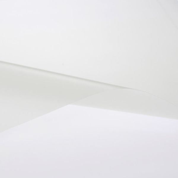 ・表面の特殊なテクスチャー加工により、これまでにない立体感のあるガラス表現と、プライバシー保護の両方を実現します。・ガラス飛散防止効果と、紫外線カット機能も併せ持ちます。・建物ガラスの意匠・目隠し効果・飛散防止・紫外線カット。・幅(m)：0...