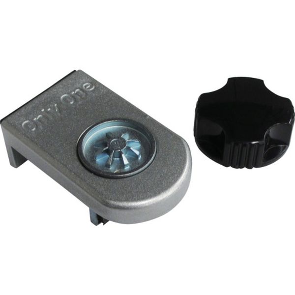 ・鍵の脱着が可能なサッシ窓用補助錠です。・サッシに置き、つまんで回すだけでロックできる補助錠です。・カギを回してロック、外してさらに強力にロックします。・二重にロックし外部からの侵入を遮断します。・防犯対策、子供の転落事故防止対策に。・色：...