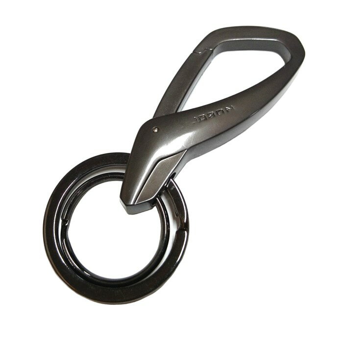 ダブルリング キーホルダーブラック 商　品　説　明 デザイン性溢れたダブルリング式のキーホルダー ●Wリング式なので、効率よく鍵を取り外す事が可能 ●細部にまで拘ったオシャレなデザインで高級感を演出 ●味わいある素材とディテールでプレゼント...