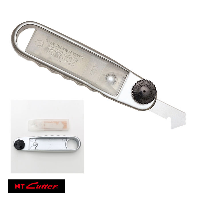 NTカッター P-500GP　プラスチックカッター（大）。アクリル・塩ビ・デコラ・アルミニウムなどの薄板の切断に最適。替刃ケースがそのまま本体に装着できます。関連商品NTカッター　L-500GP　丈夫なアルミダイキャスト製グリップ。しっ.....