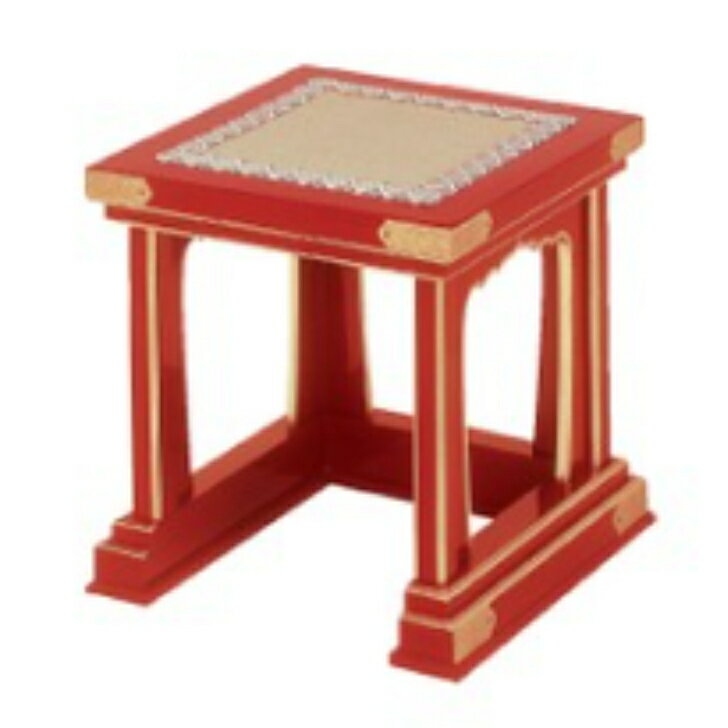 導師用椅子　朱塗面金箔押【寺院　仏具　法要　本堂　お寺　寺院用椅子】 金具付の導師用椅子です。 寸法：幅40×奥行40×高さ42cm重さ：7kg本体：木製　(カシュー塗)座面：い草金具：銅　(金メッキ)　金具付海外製※こちらの商品はメーカー...