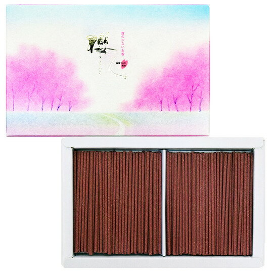 櫻人（さくらびと）　ハーフ寸平箱　櫻葉エキス配合　【在家　仏壇　線香　微煙　桜　櫻　線香立　線香差　日本製　丸叶むらた】 葉エキス配合。さわやかな甘みのある香り。桜の香りが漂います。 おりおりに振り返りみる春の記憶は皆、櫻につながる。日本人...