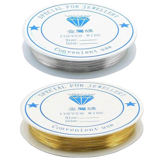 【変色防止の高品質仕上げ】このアクセサリーワイヤーは、特殊な変色防止塗料でコーティングされており、長期間使用しても美しい輝きを保ちます。シルバーとゴールドの2色セットで、あらゆるデザインに対応できます。 【柔軟で使いやすい】0.5mmの細径...