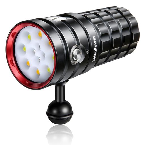 ターボSプロダイビング照明は、4個のXHP50LEDホワイトライト(6000K)+4個のXHP50LEDイエローライト(3500K)+2個の赤色R5LED(620nm)+2個の青色R5LED(395nm)で構成され、最大19種類の色の組み合...