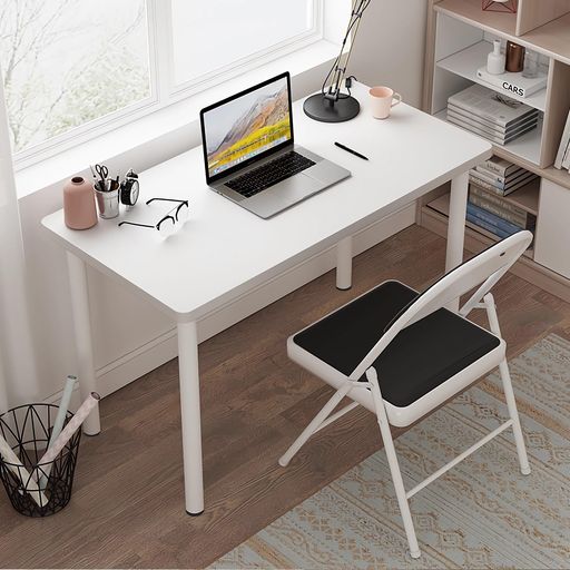 【広々とした作業スペース】幅80cmx奥行50cmx高さ75cm。適度なスペースを確保したい人には、スタンダードタイプがおすすめです。長方形の天板がついた、椅子に座って作業するオーソドックスなタイプで、コンパクトな設計ながら、ノートPCでの...