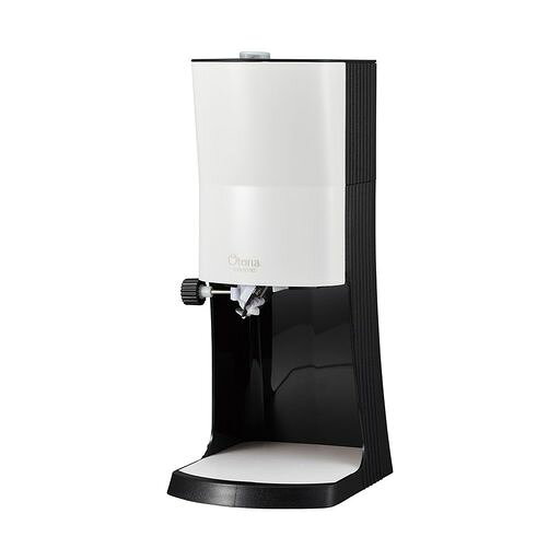 電動ふわふわかき氷器プライム。Newスイッチ搭載。ふわふわ氷を削りながら器への盛り付けが簡単。スイッチひとつで簡単。電源ON/OFF。 調節しやすい。刃の高さ調節をしながら、削った氷を器への盛り付けが簡単。 器が置きやすいワイドなトレイ。洗...